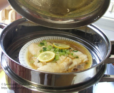Spoon and Chopsticks: Steamed Fish Fillet with Spring Onion and Lemon