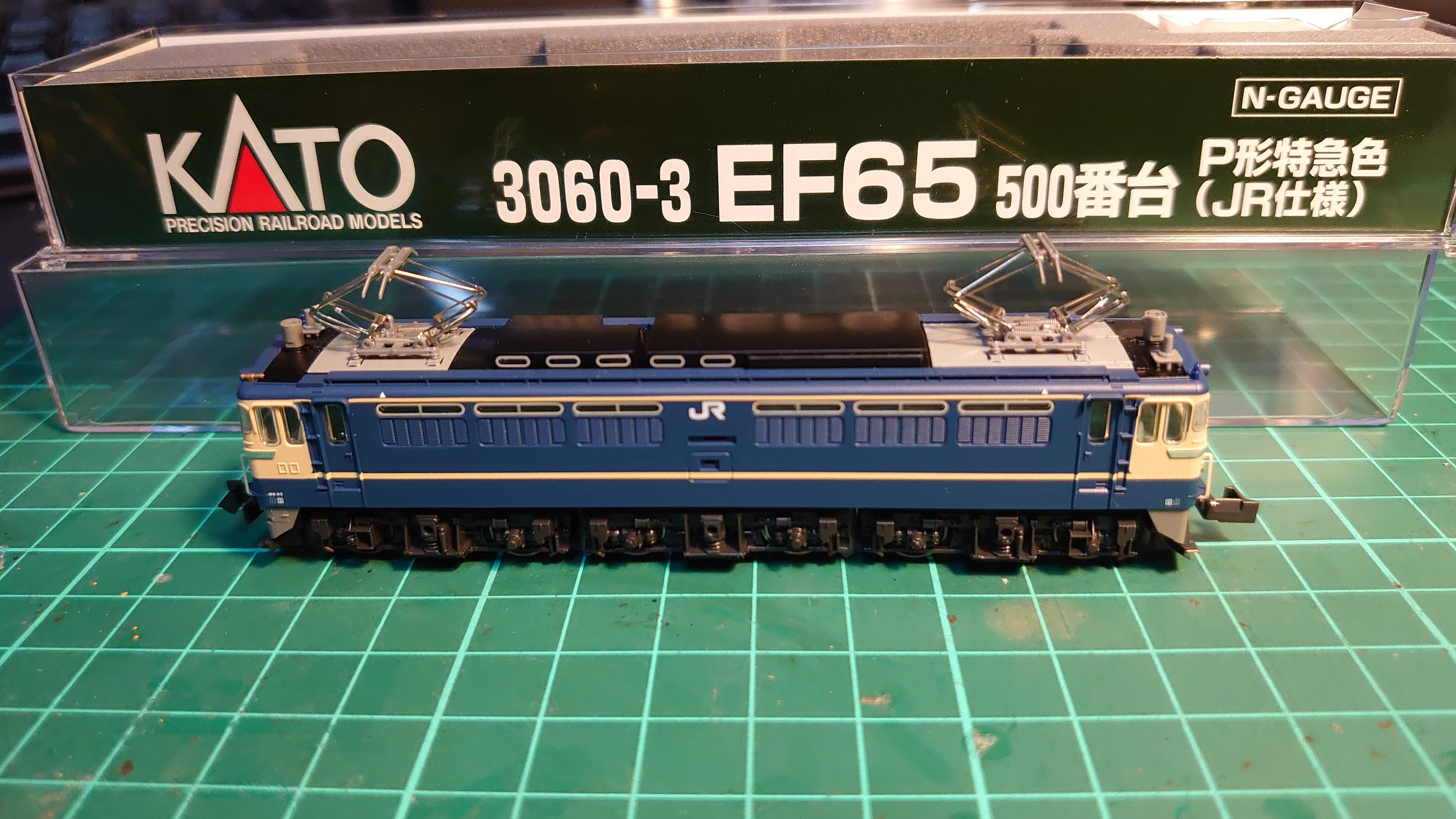 Club N Caldes: Kato 3060-3 EF65-500 DCC Install