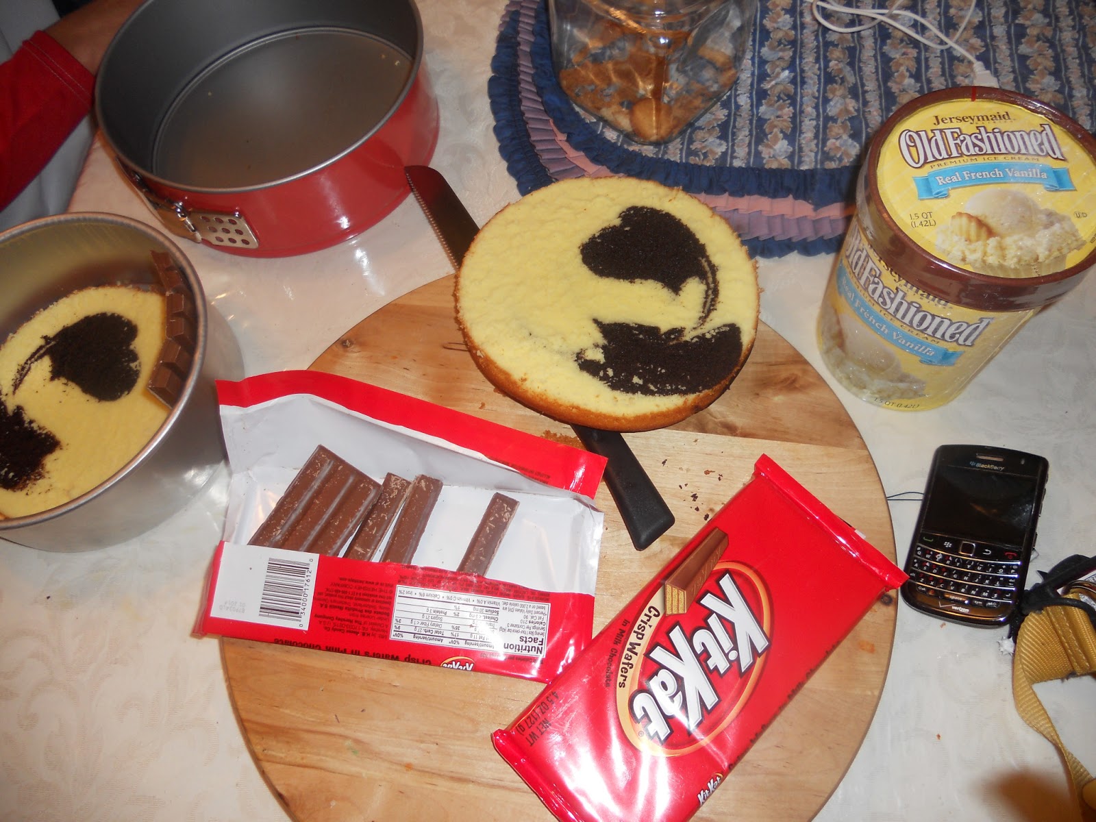 100 Simple & Delicious dessert recipes: Kit Kat Marble cake Ice cream ...