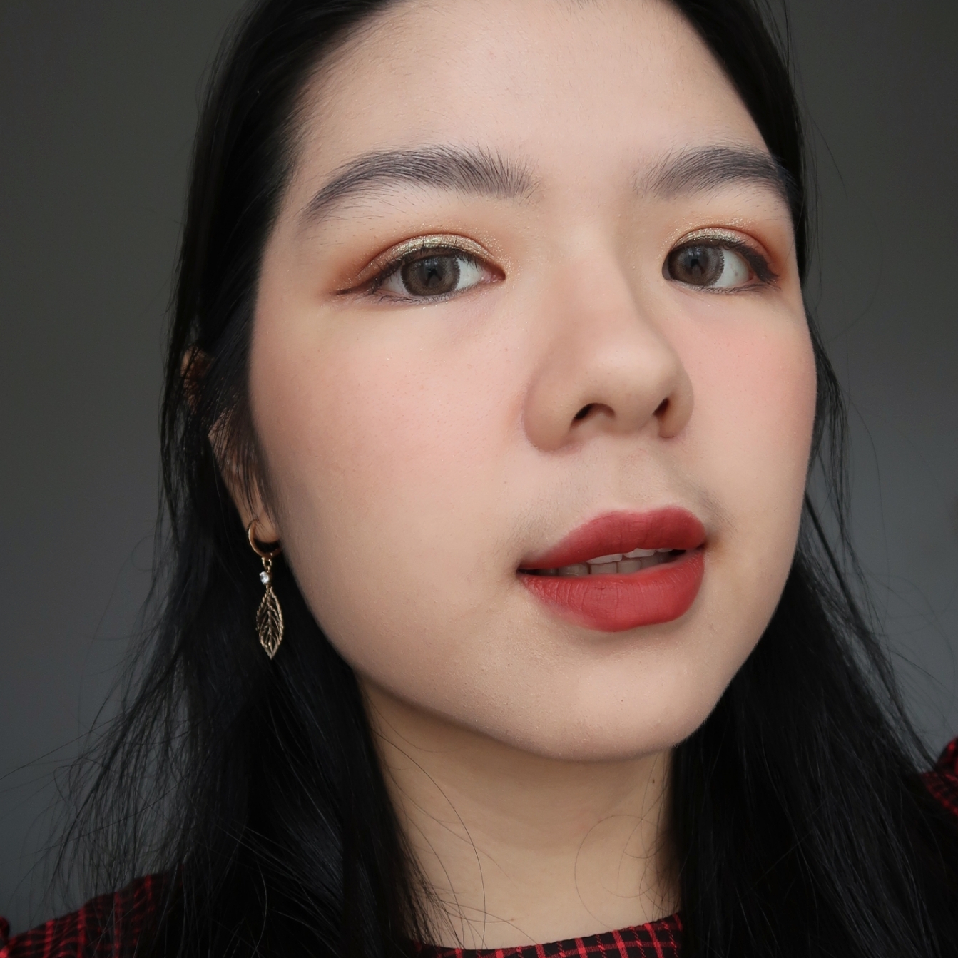 Looke Cosmetics Holy Flawless BB Cushion Iris Review (x MSBB.ID) - E L ...