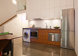 Small Prefab Home, BC, Canada: Prefab Modular Homes and Buildings