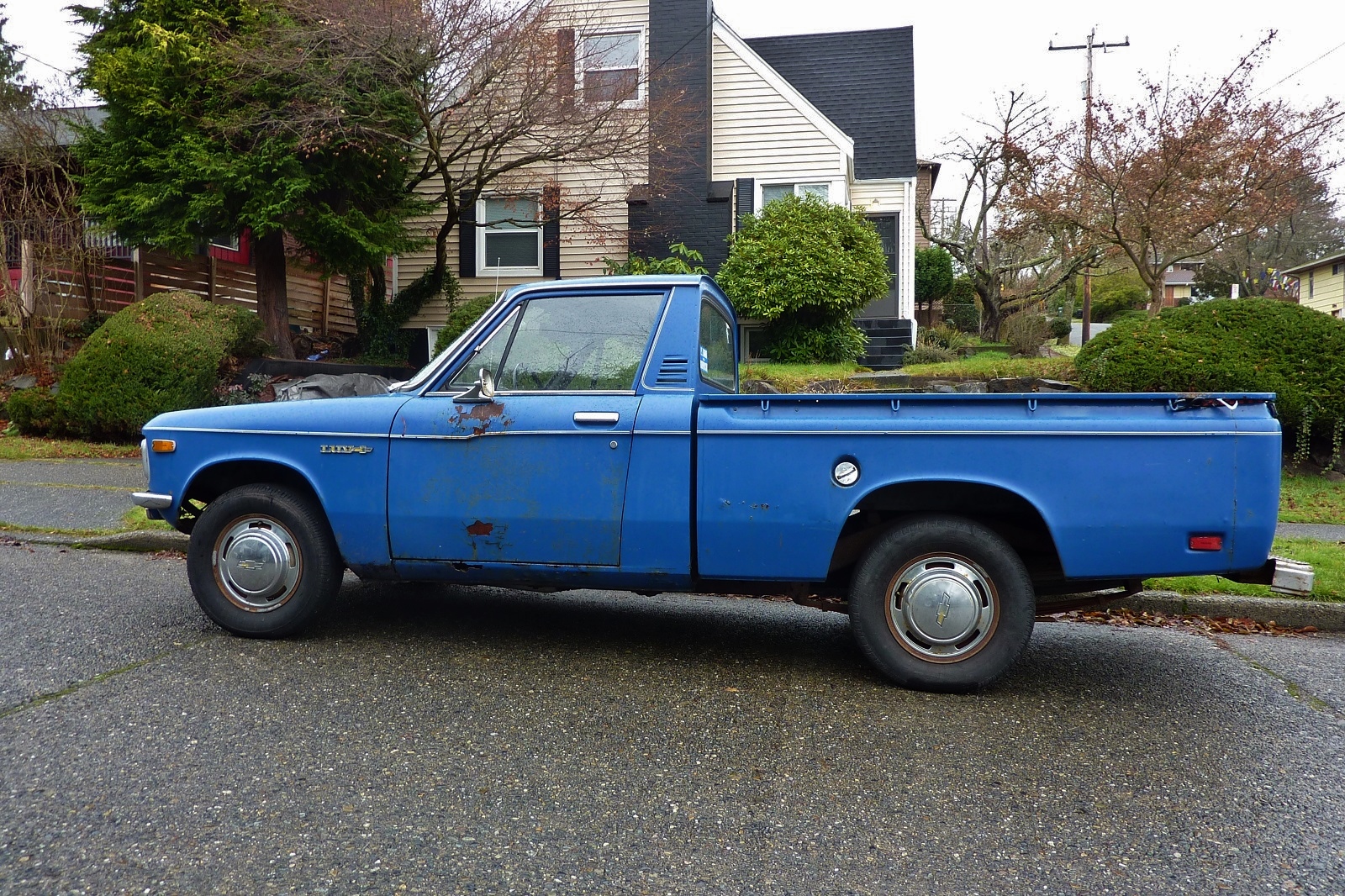 Seattle's Parked Cars: 1974 Chevrolet LUV