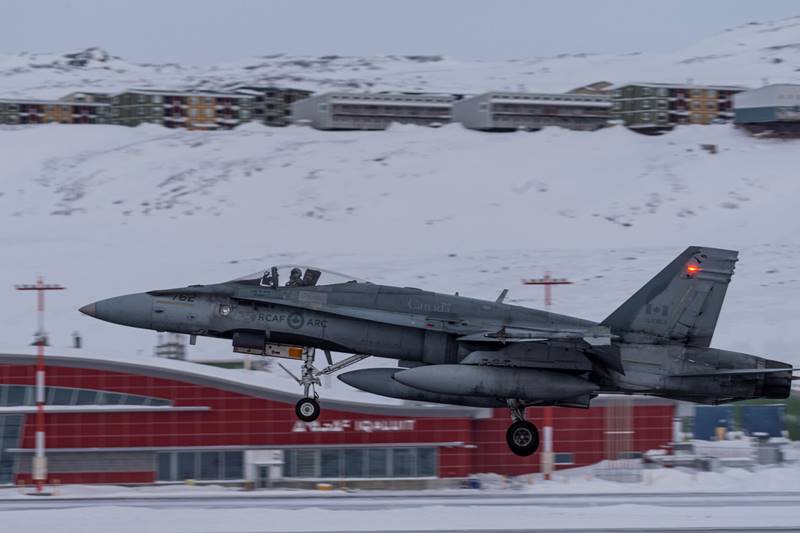 Royal Canadian Air Force conducts fighter training in High Arctic ...
