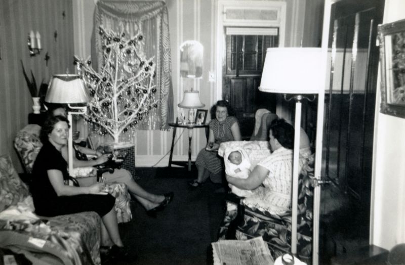35 Amazing Photos Show What Home Interior Looked Like in the 1950s ...