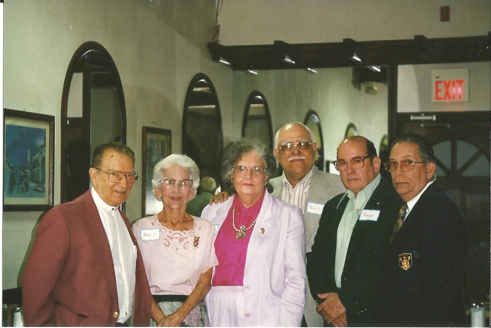 Pensamiento : Homenaje a René León(†)