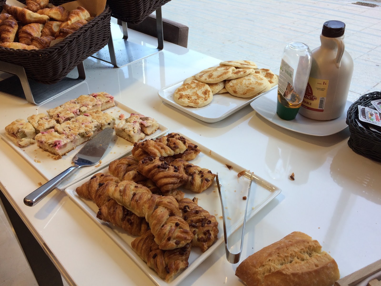 Residhome Apartment Hotel Breakfast - Issy Les Moulineaux, Paris ...