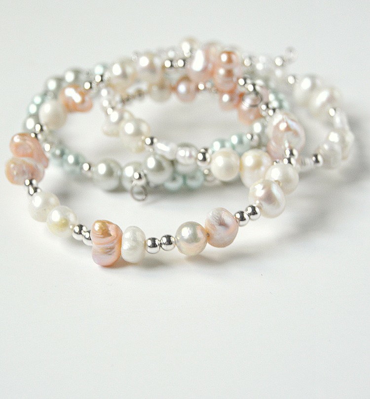 Diy wire pearl bracelet