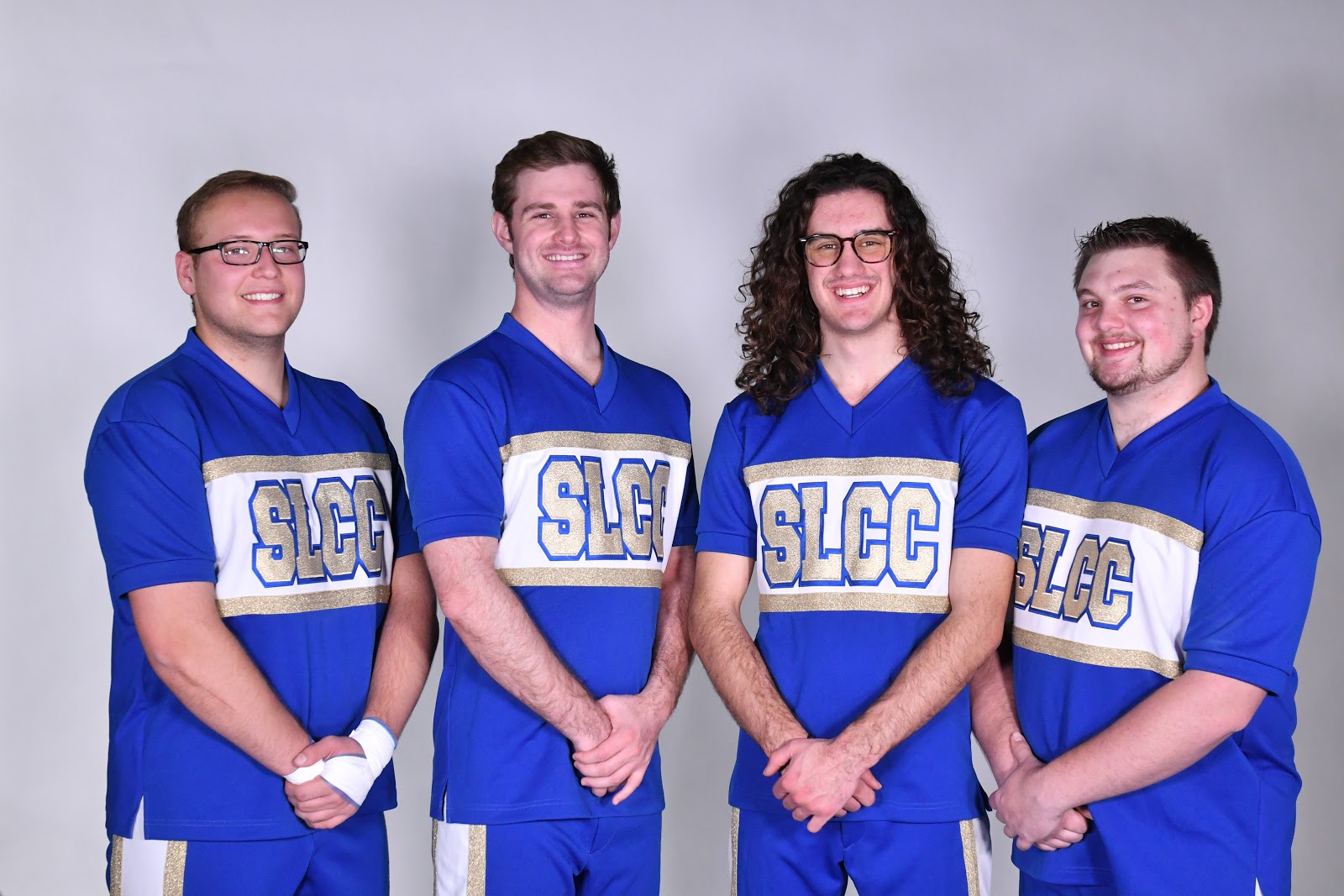 Male Cheerleader Finds 'Family' in Newly-Revived Squad