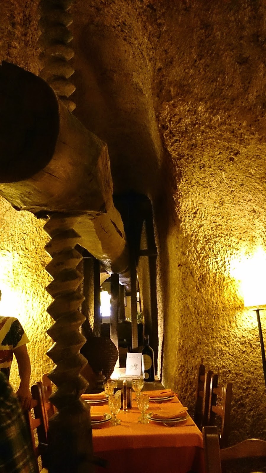 Chur: Cuevas de Valdevimbre