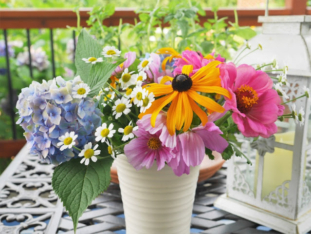 Fabric Paper Thread: A recipe, simple flowers, and a Pinterest win