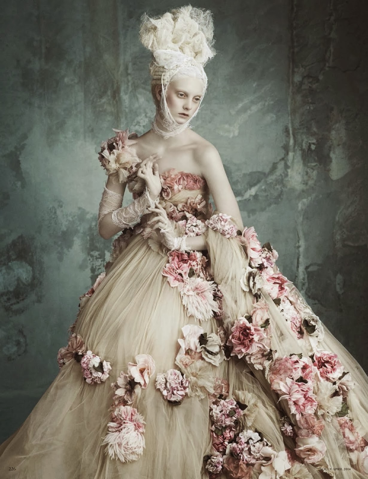 Smartologie: Dolce & Gabbana Alta Moda/Haute Couture Editorial for ...