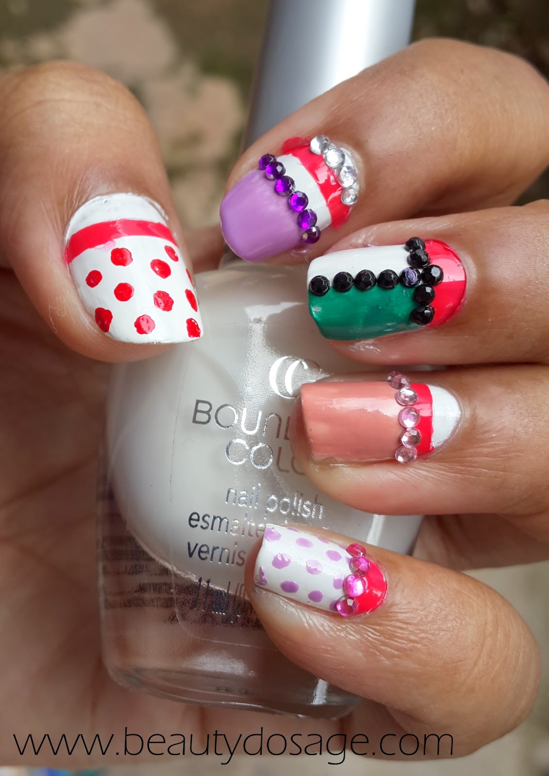 NOTD: Random nail art with rhinestones | Beauty Dosage