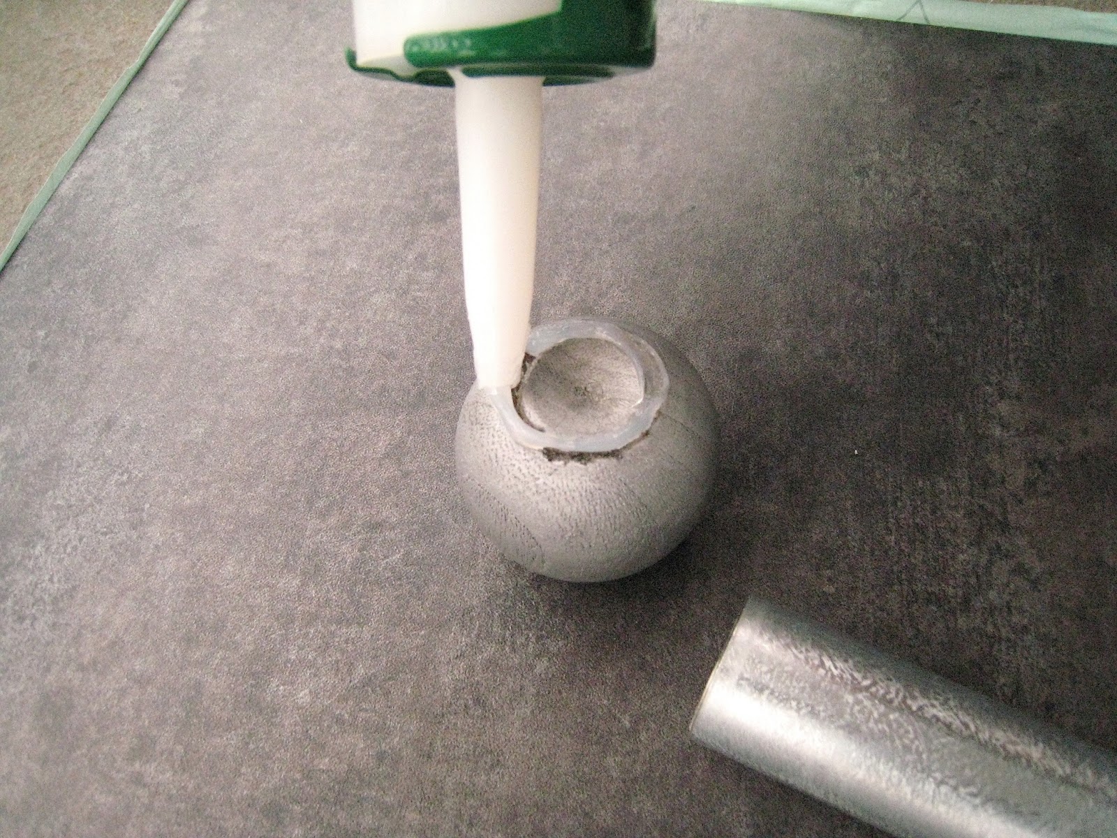 Rhody Life: DIY: Curtain Rod Finials