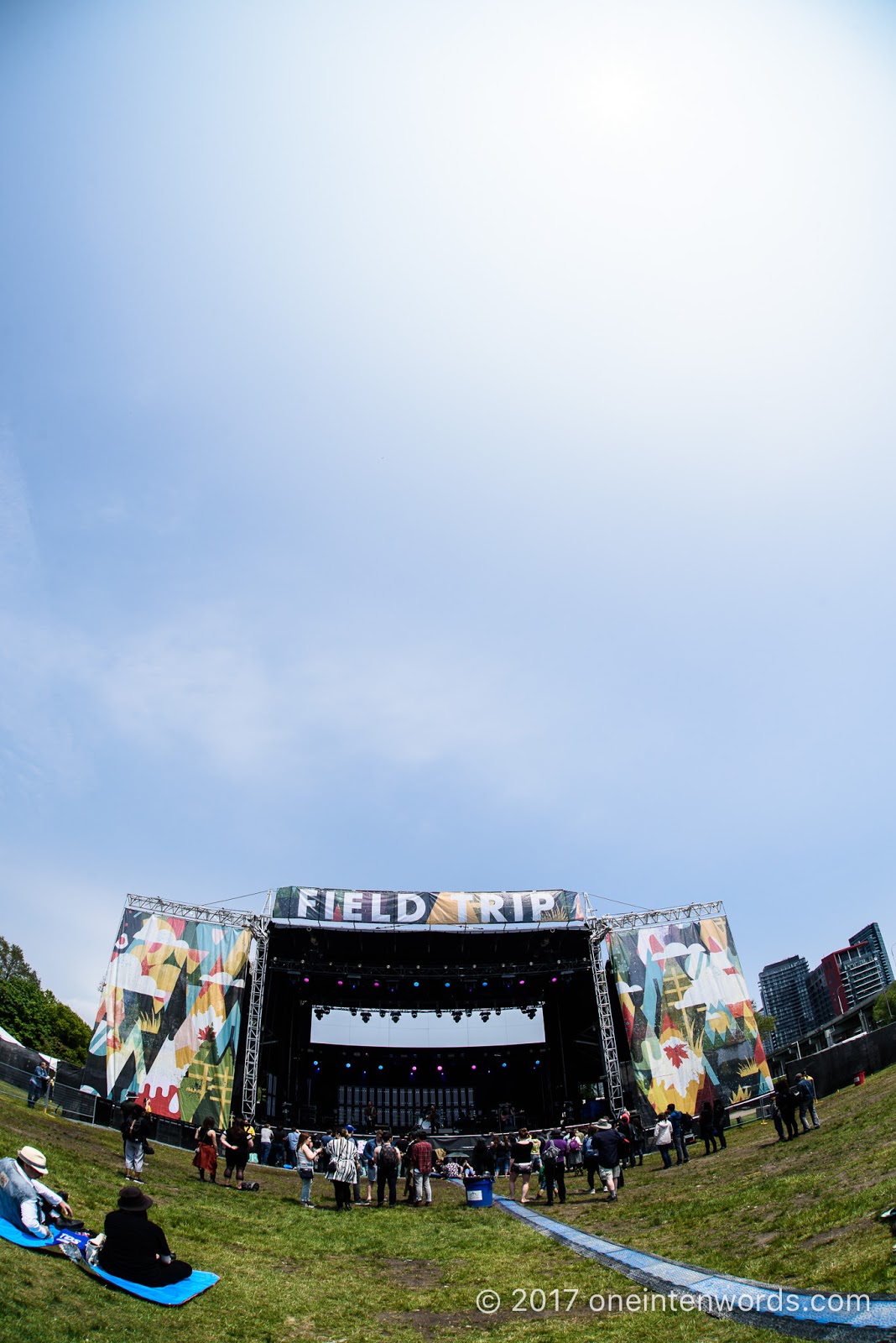 one in ten words: Field Trip 2017: Day 2 - Concert Photos