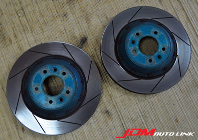JDM Auto Link: Project Mu 4 Pot Calipers with Slotted Rotors - FD3S RX-7