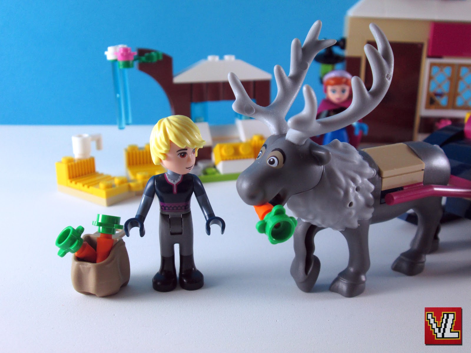 VIVOLEGO: Anna and Kristoff's Sleigh Adventure