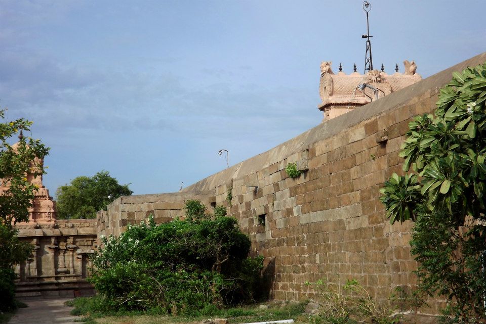 Tamilnadu Tourism: Erumbeeswarar Temple, Thiruverumbur, Trichy