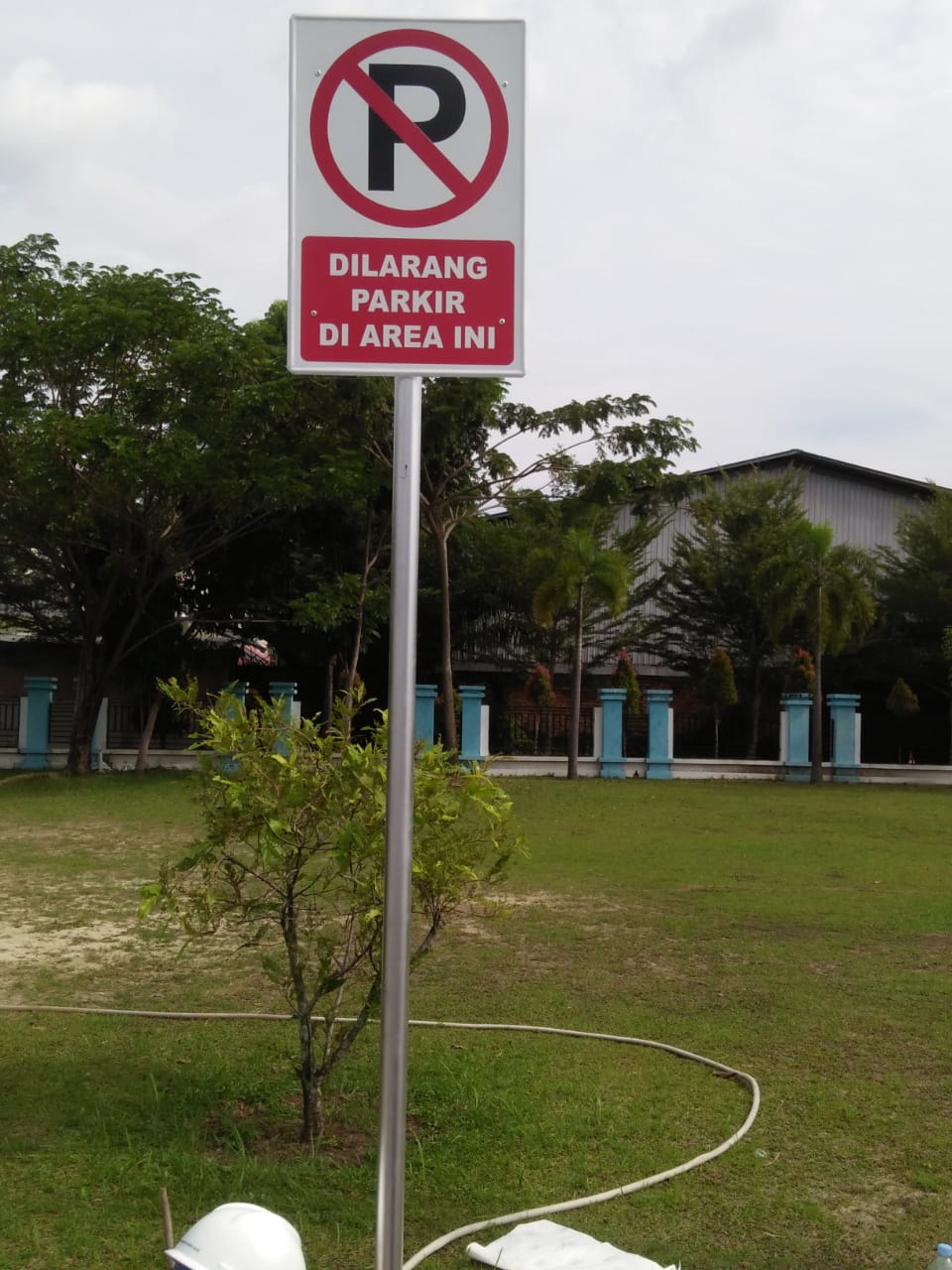 Bikin Rambu-Rambu Besi ~ Print Corner