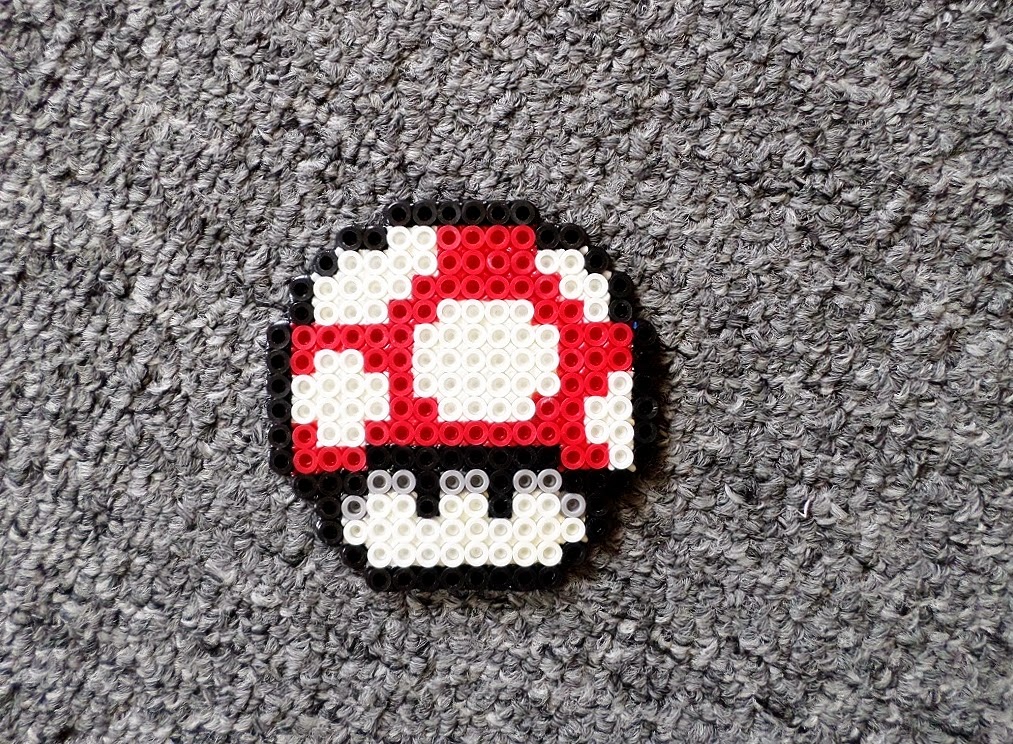 Long Black Fingers : More Random Perler Bead Designs (plus Mario Mushroom)