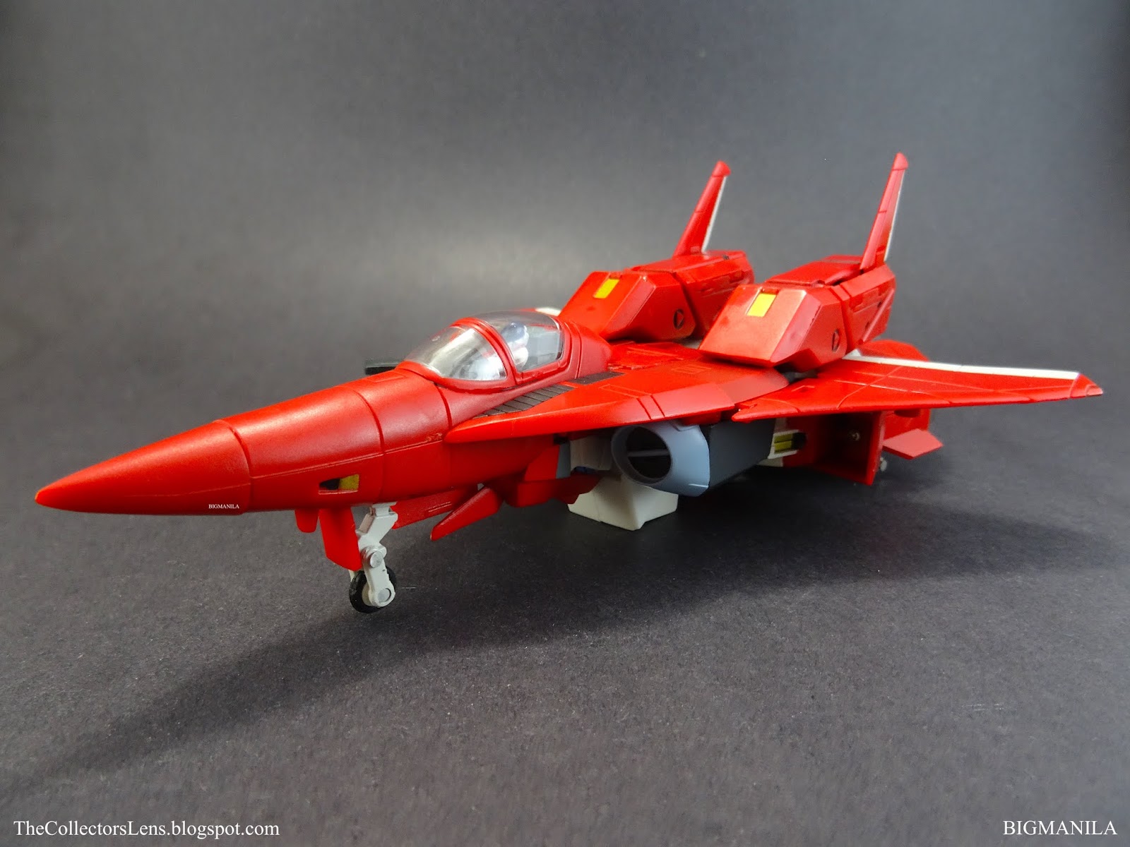 .: Robotech Masterpiece Vol. 2 - Alpha Fighter VFA-6Z - Rook Bartley