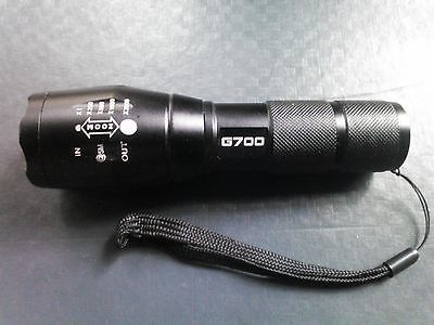 Frozen Human's Blog: WORLD'S BRIGHTEST FLASHLIGHT.....LumiTact G700