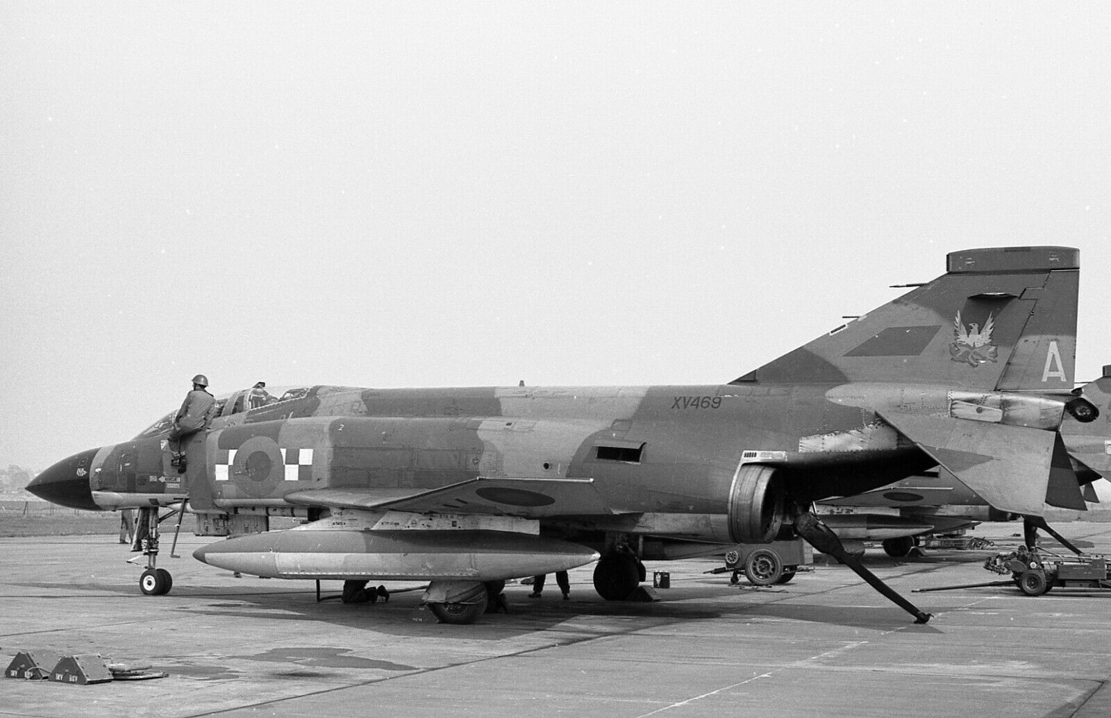 FalkeEins - a modelling blog: more Royal Air Force Phantoms - RAF ...