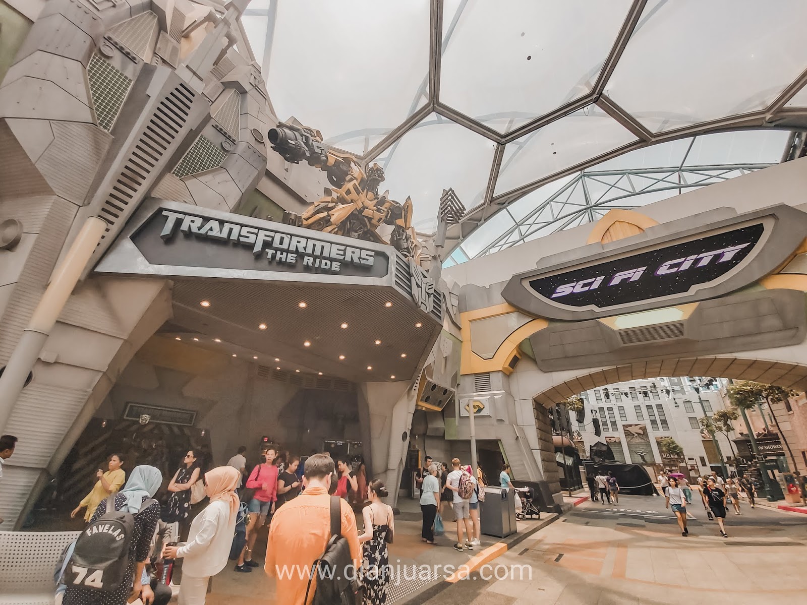 Universal Studios Singapore : 6 wahana dalam sehari - Untold Story