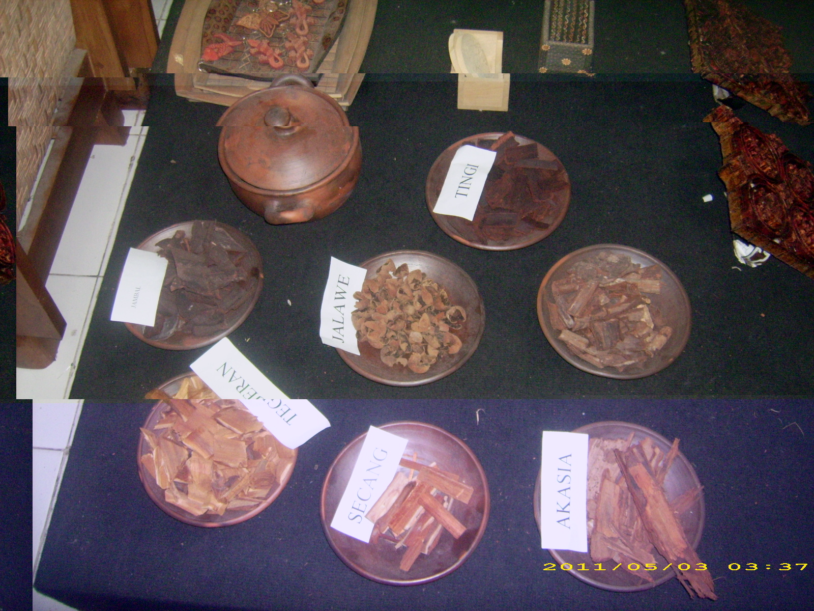 ASKA Batik: Proses Pewarnaan Alam