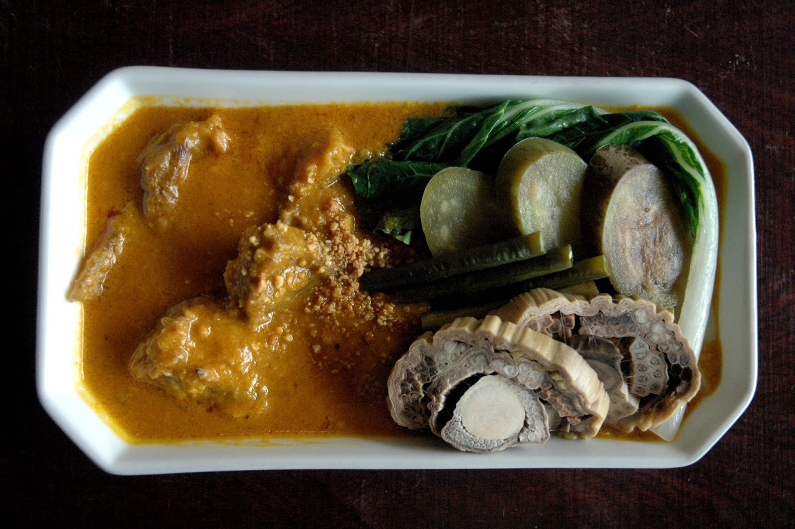 DUDE FOR FOOD: #TheGutomIsReal: Go All Out at Takaw! Filipino Eatery