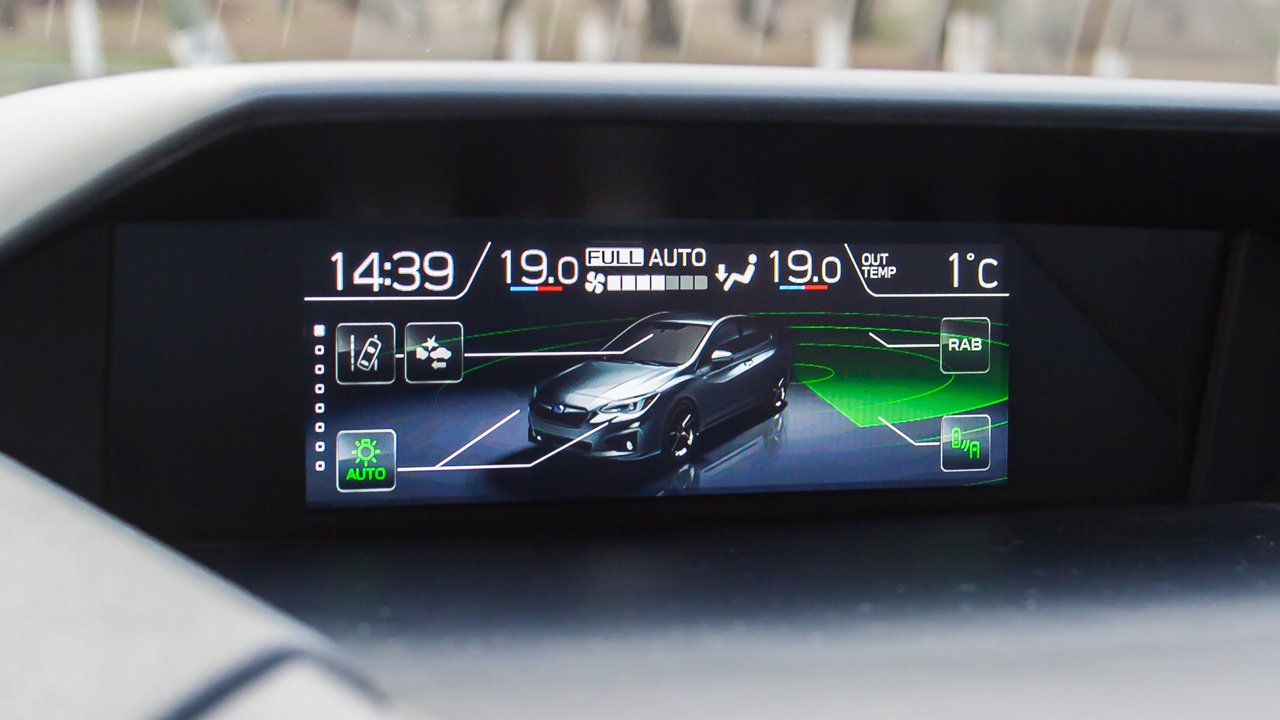 Новый Subaru XV легко спутать с предшественником