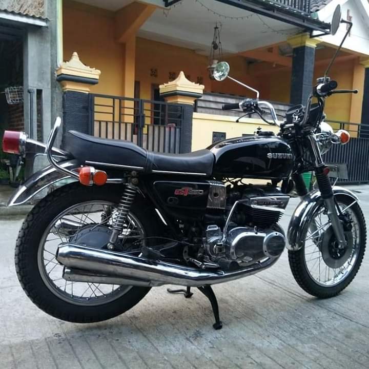 Jual Motor Klasik Suzuki GT380 Komplet Surat | Otomotif Langka ...
