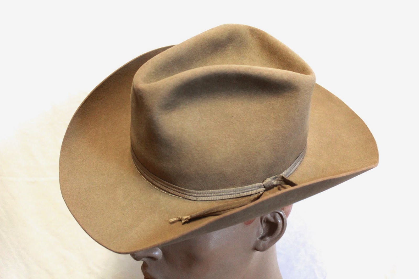 Comprador de WHITE HEAD EAGLE: Ralph Lauren x Neiman Marcus Cowboy Hat