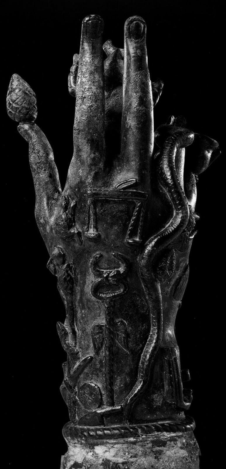 el místico: LA MANO MISTÈRICA DE SABACIO ó SABAZIO