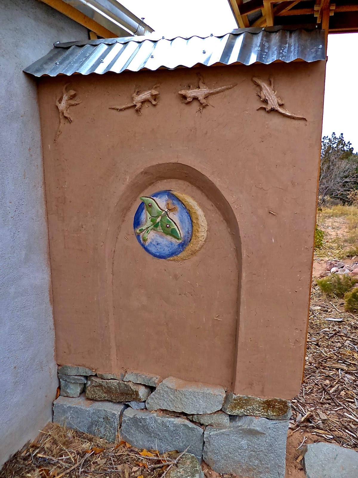 Alt. Build Blog: Building An Adobe Wall: #1 Stone Foundation