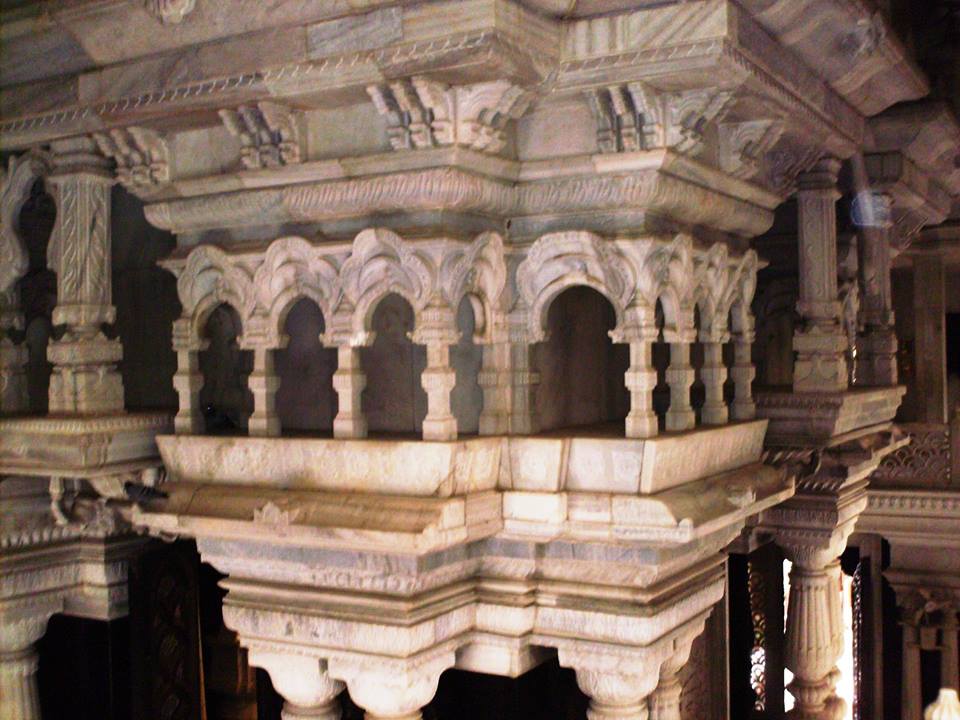 Sri Nrsimhadevadas: Las Cuatro Vaisnava Sampradayas y sus fundadores de ...