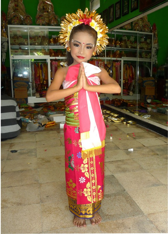 Sanggar Tari, Rias dan Busana Bali SIWA NATA RAJA: Menyewakan dan ...