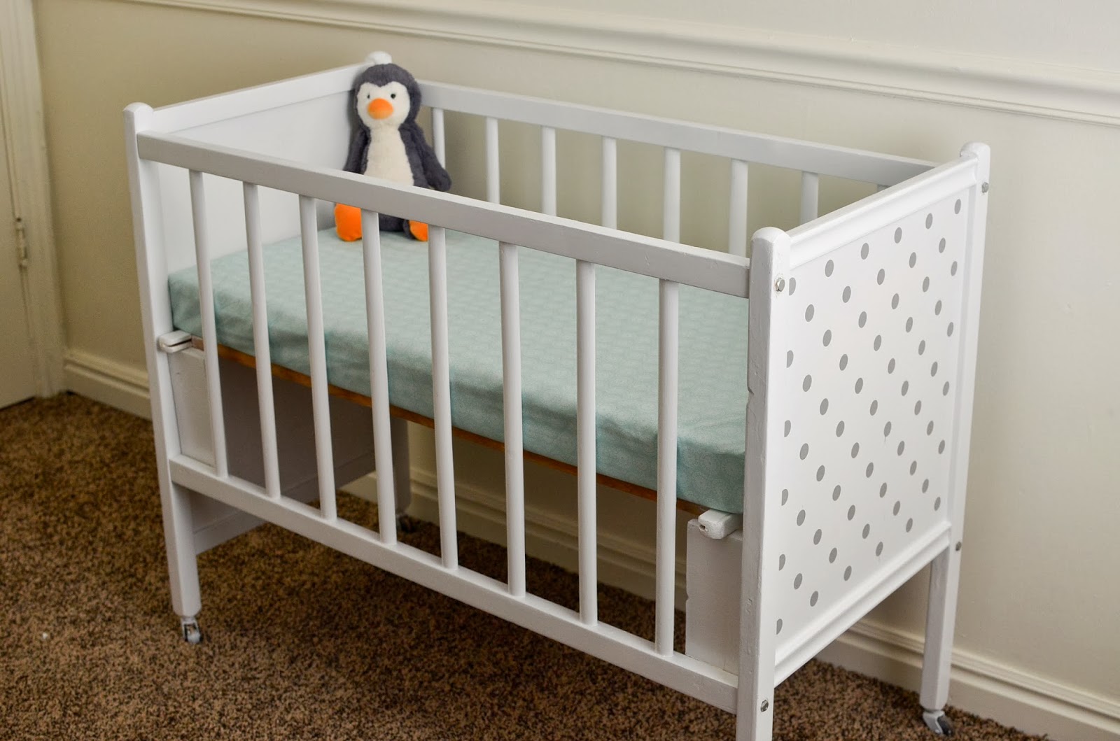 SILVAS The Mini Crib silvas-the-mini-crib