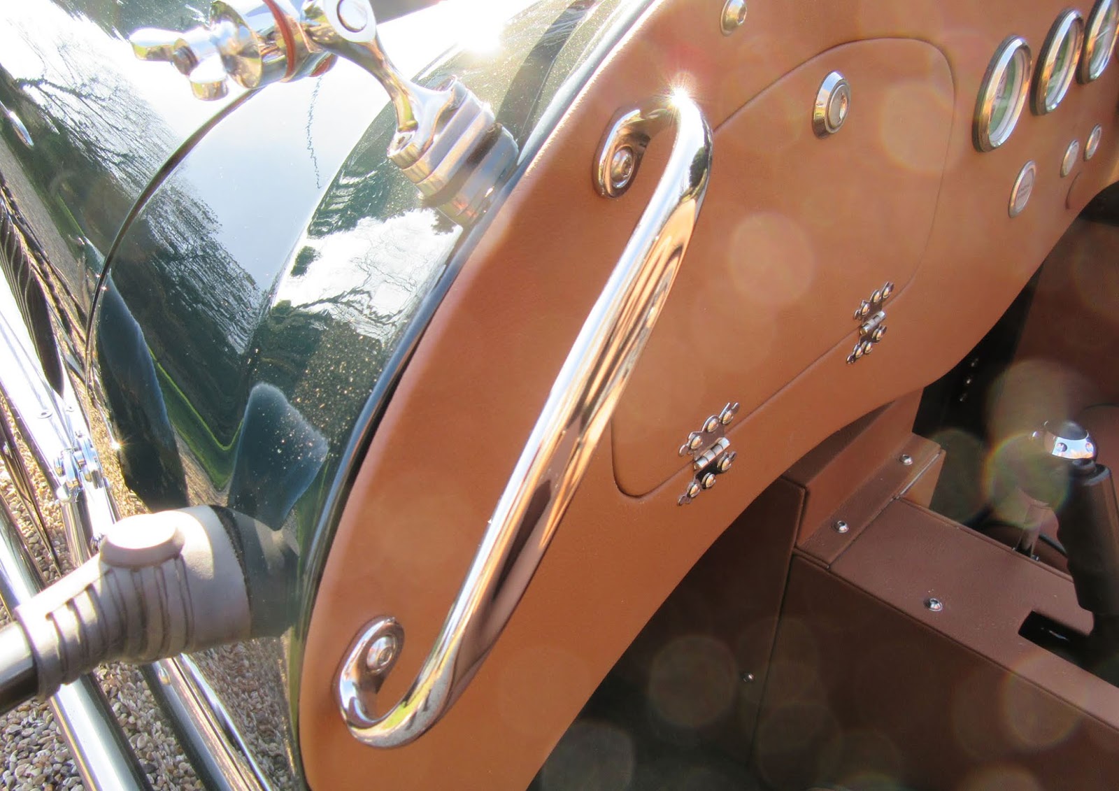 Aero Cycle Car's replica Morgan three wheeler kit build.: 2019