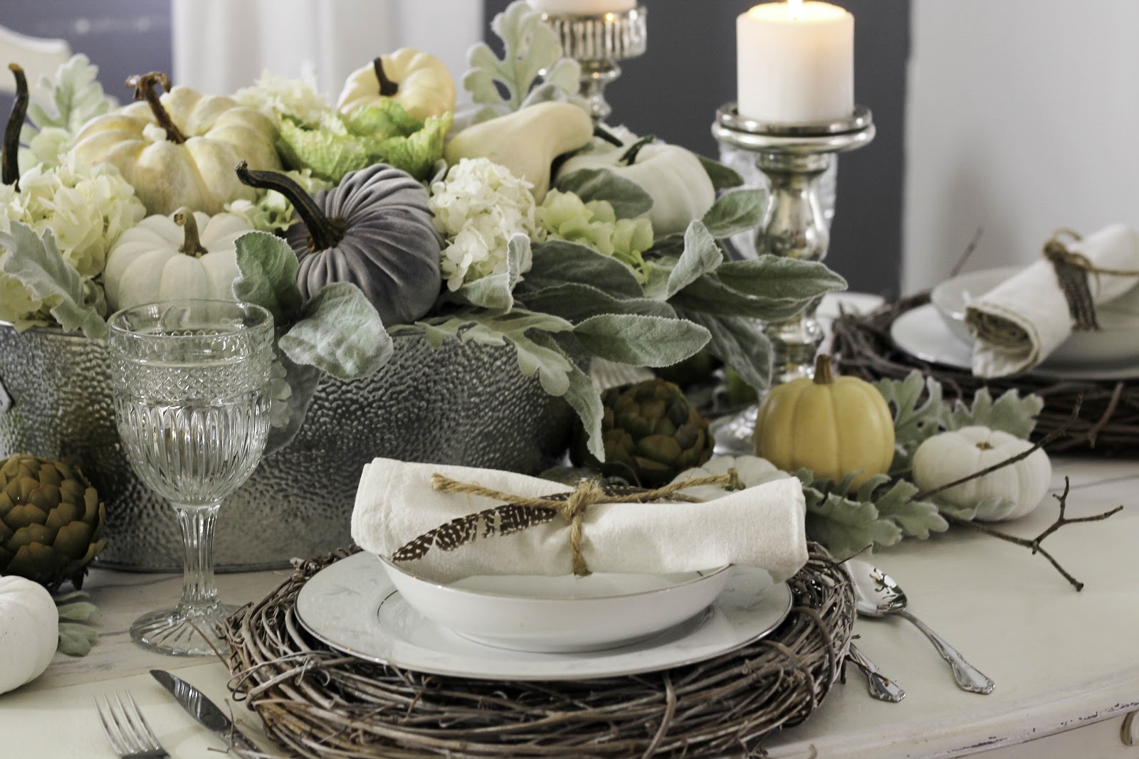 Shabby Sweet Cottage: Soft and Neutral Falll Table