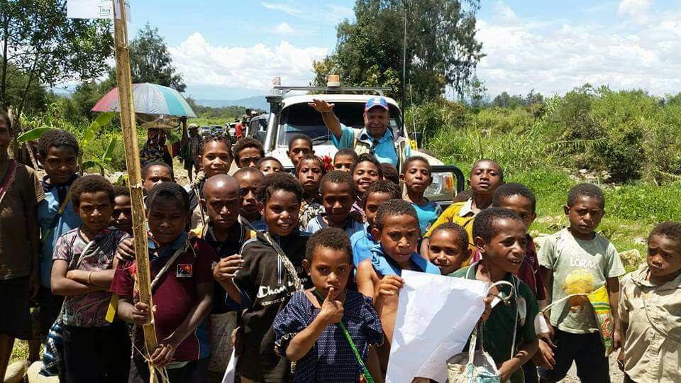 HELA GOVERNOR PRIORITISE EDUCATION AND DECLARED FREE EDUCATION - Hela ...