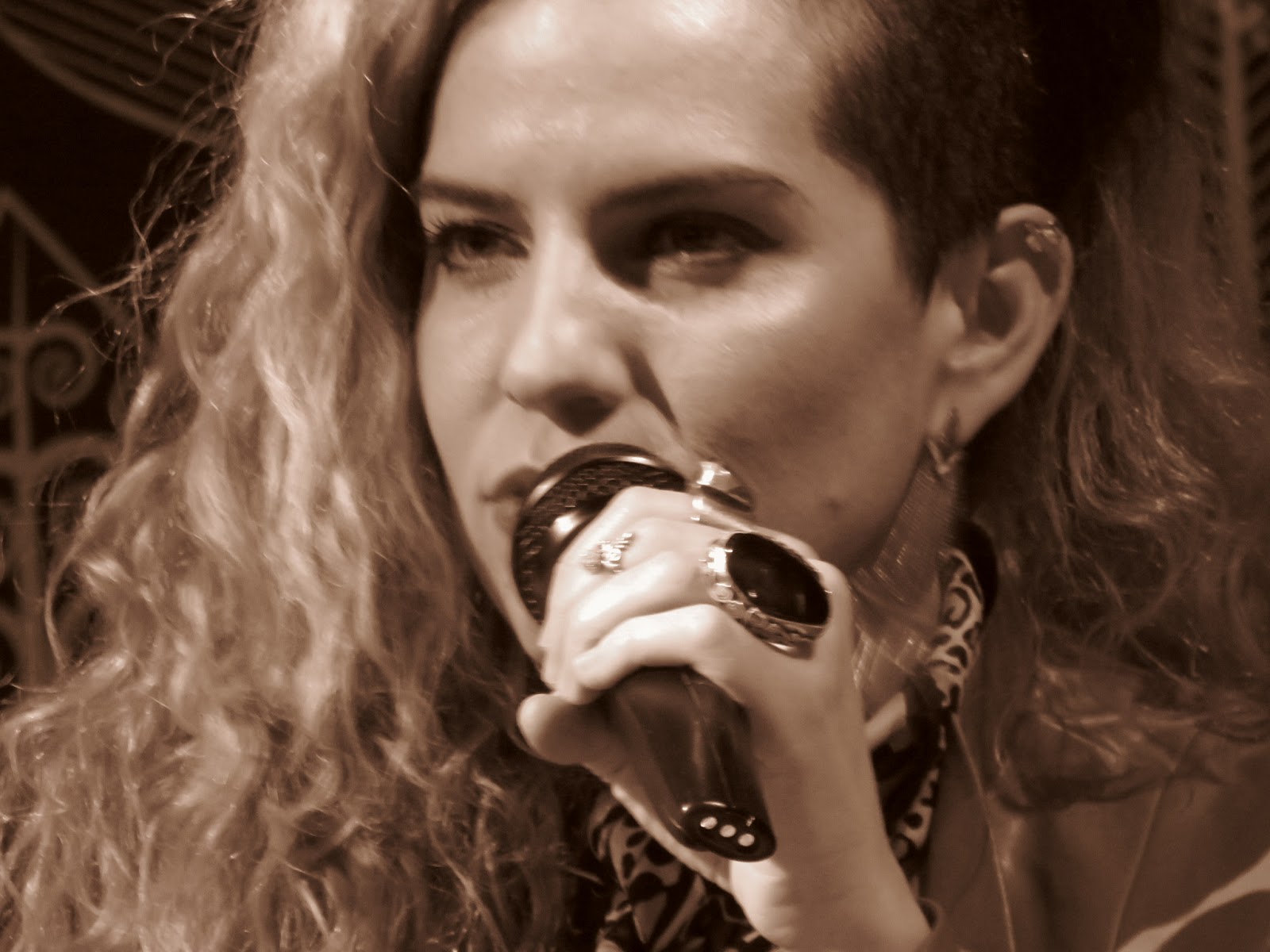 TODO AL AIRE: MARIA BERNAL VISTA DE CERCA