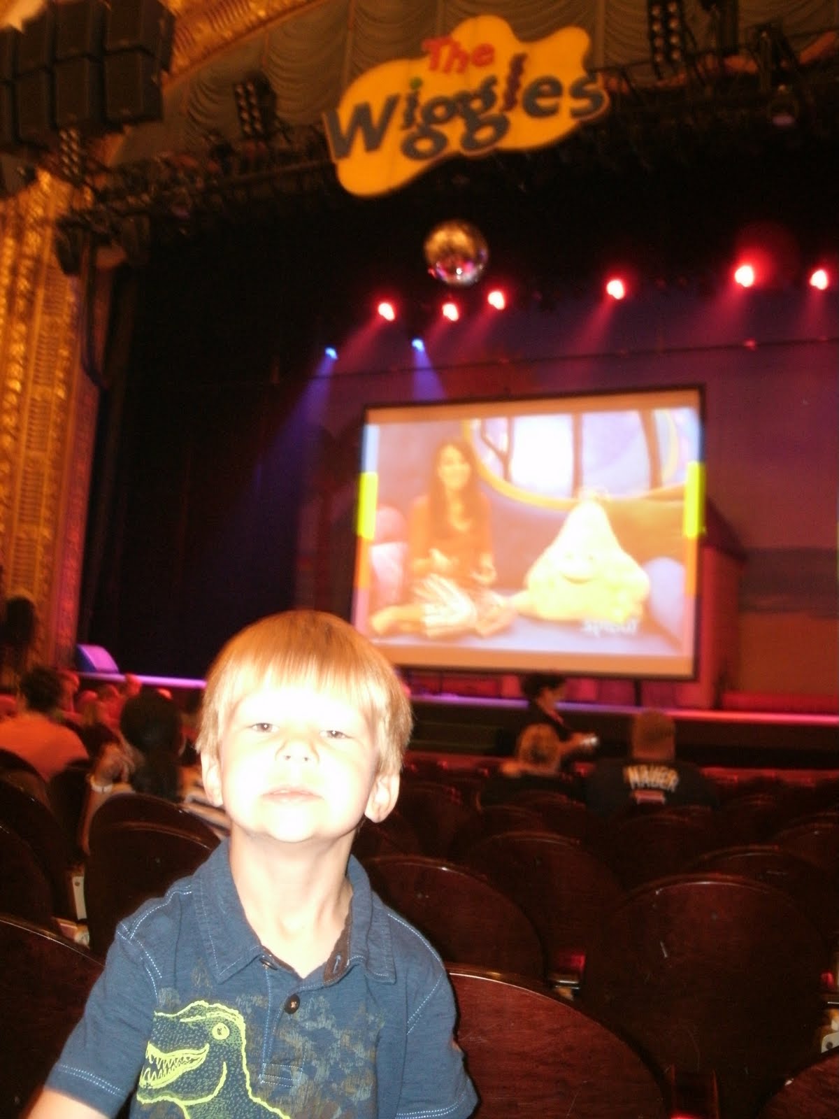 The Mayfield Family Blog: The Wiggles Live in Concert!!!