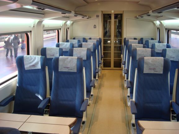 Viajando en tren: Conocer los trenes. Servicios ferroviarios Renfe (I)