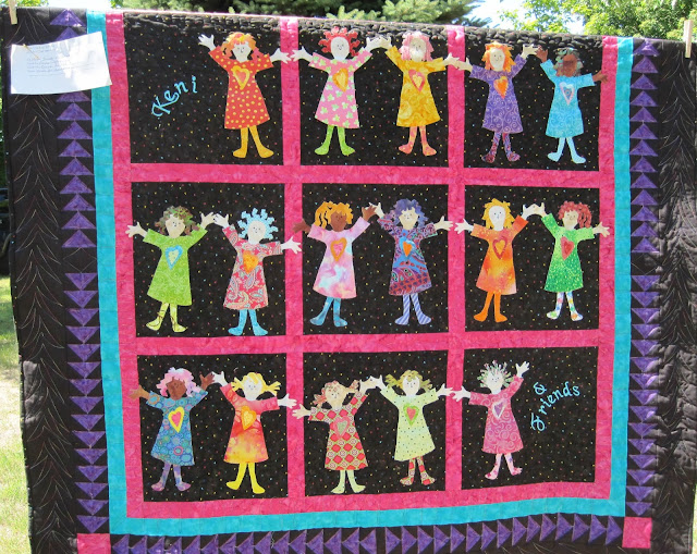 The Literate Quilter: Friendship Ring Quilt Guild Show