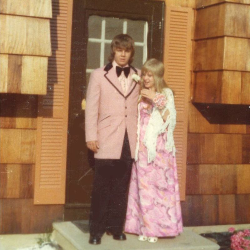 40 Cool Pics of the '70s Prom Couples ~ Vintage Everyday