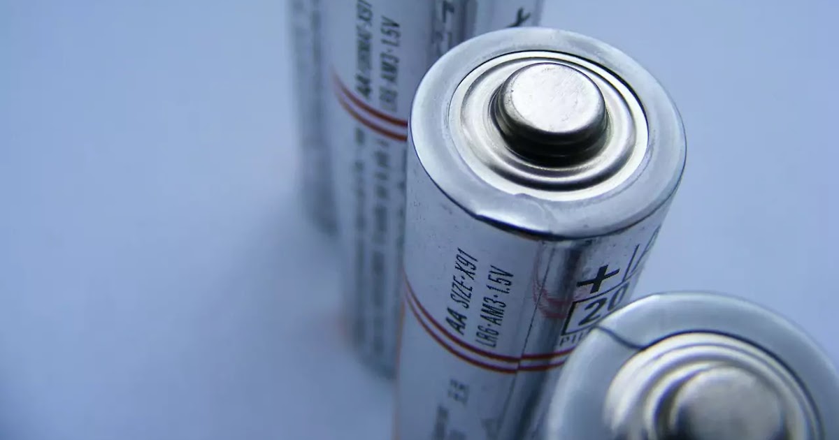 New battery technologies that could power our future and EVs.