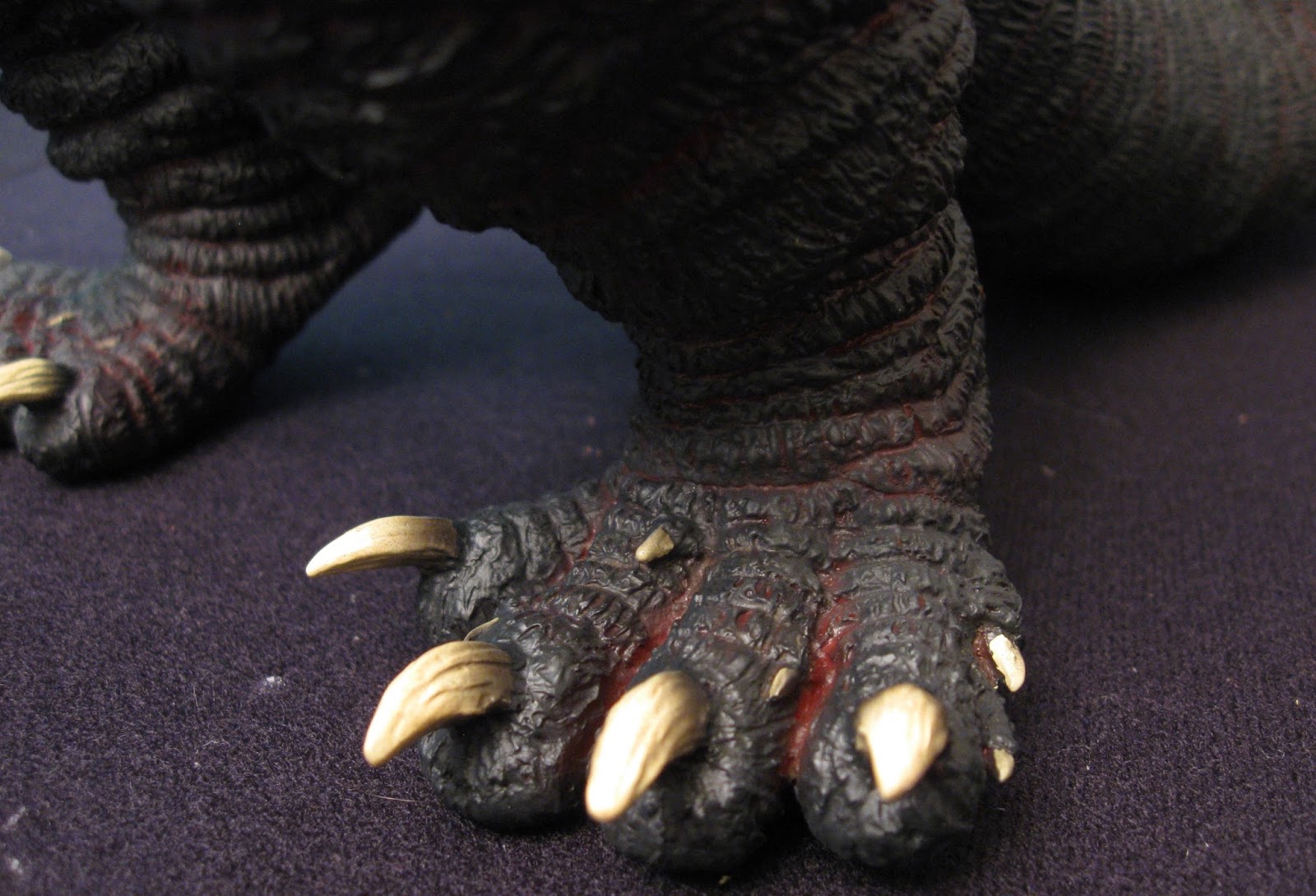 The Toyseum: X-PLUS SHIN GODZILLA 2016 vinyl figure overview
