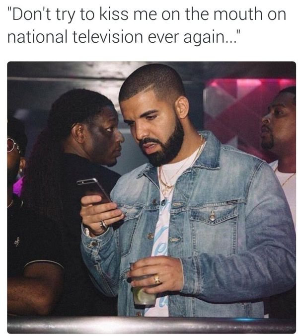 It's The Time For Memes. (25 Pics)