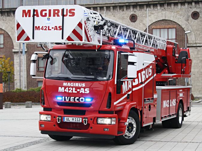 Magirus fornecerá mais de 200 veículos para bombeiros europeus