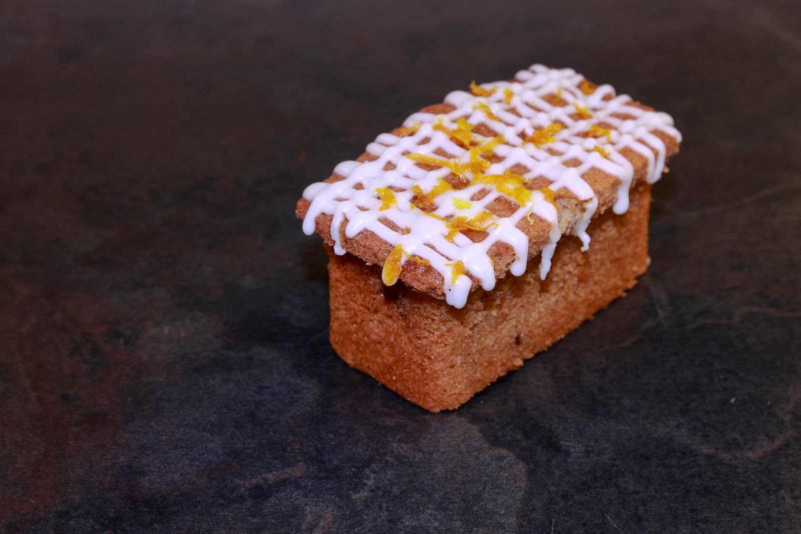 The Cake Trail: Mini orange, cinnamon and sultana loaf cakes